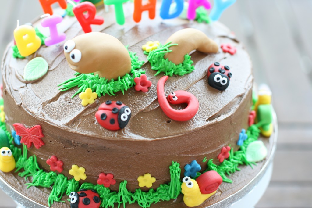 Hulk cake | Blog | Bespoke celebration cakes, cupcakes, macarons and ...